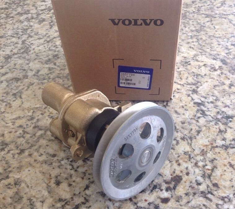 NEW Volvo Penta Raw Water Sea Pump 3857794 WITH EXCHANGE 4.5" Pulley 3 ...